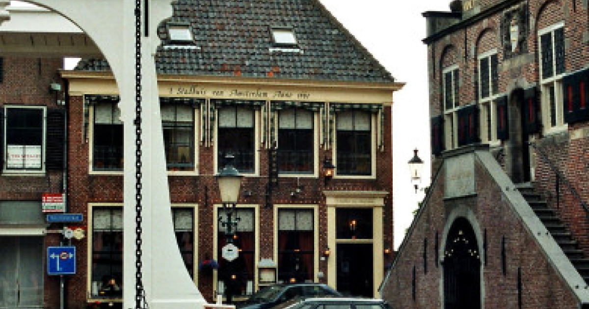 Rechtestraat 106, De Rijp | Monumenten.nl